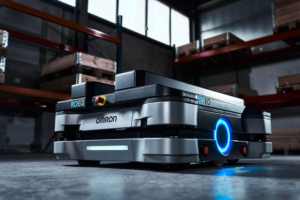 ROEQ TML500/TML750 EU Lifter solution for OMRON MD-650/900 | OMRON, Europe